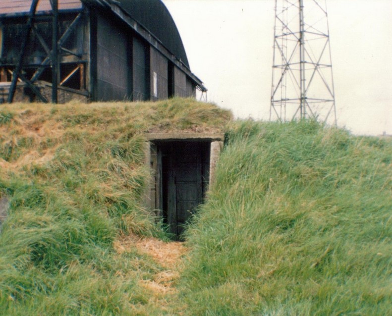 Historic Aviation Military - Airfields